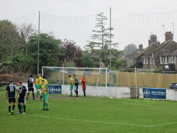 Pie and Mushy Peas: Ringmer FC