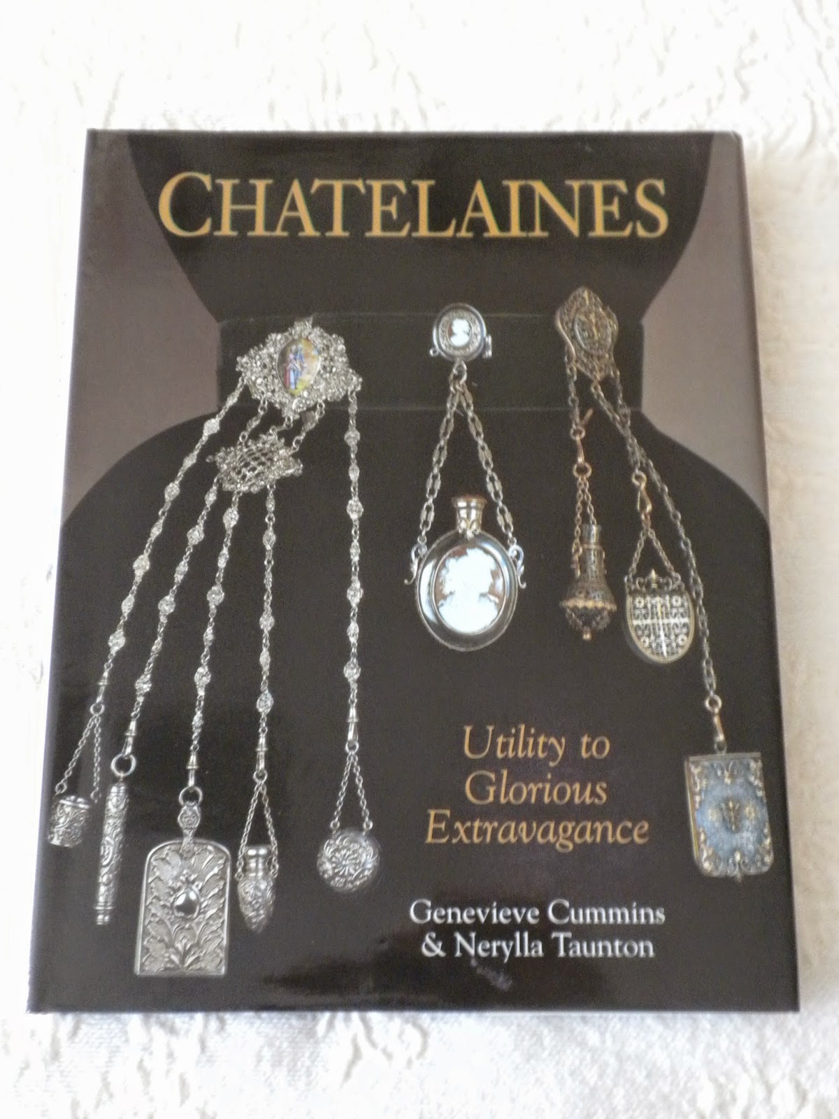 Panoply: Chatelaines - Keys to the Castle (and a Collector's Heart!)
