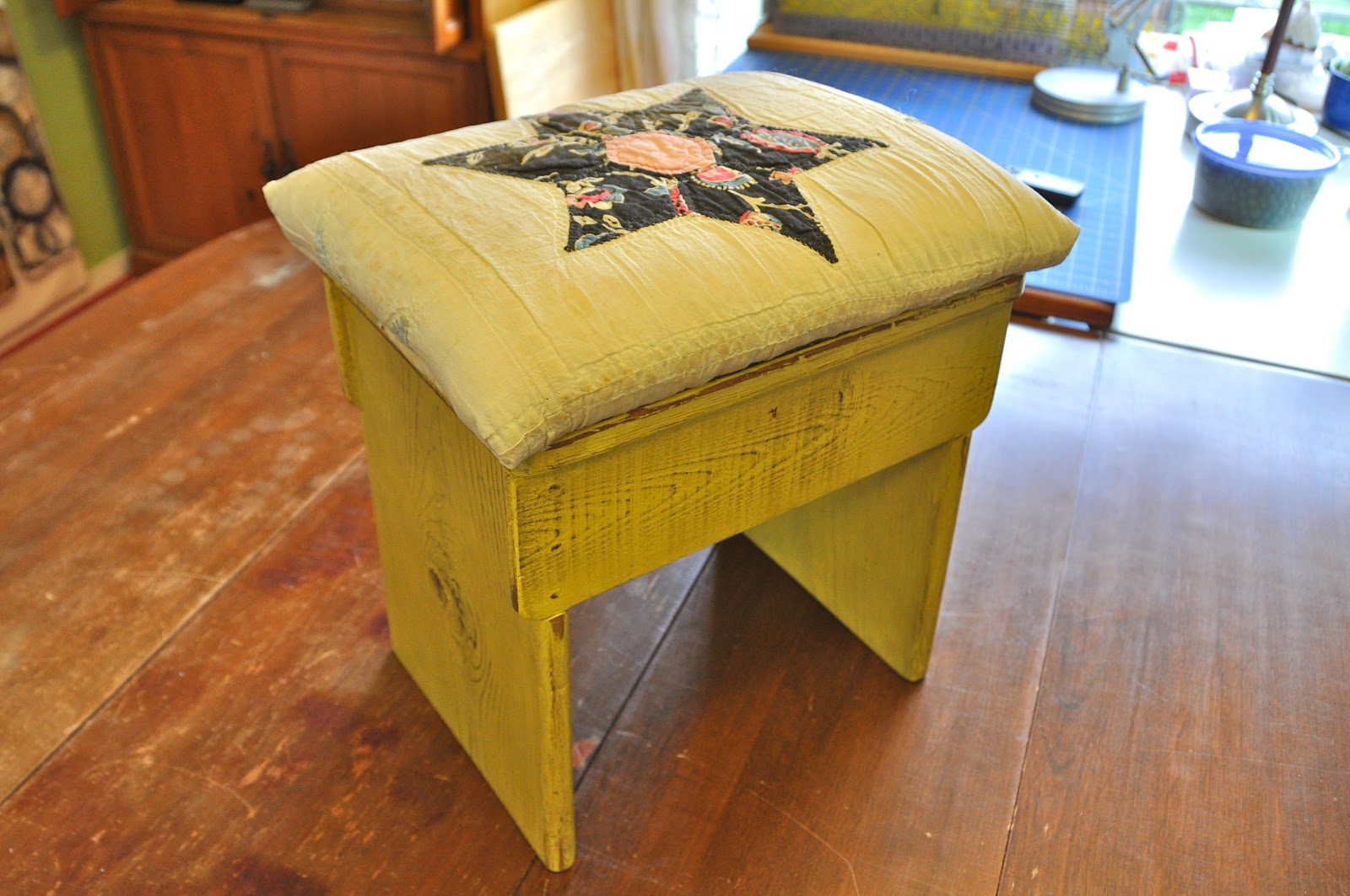 LuAnn Kessi: Table Skirt and Quilted Stool.....