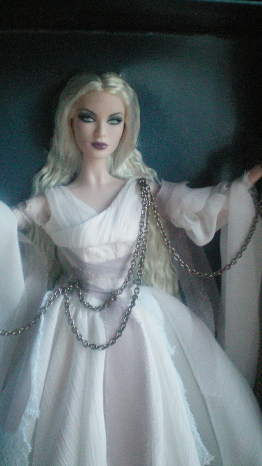 SOÑANDO EN TECNICOLOR: BARBIE BEAUTY HAUNTED GHOST