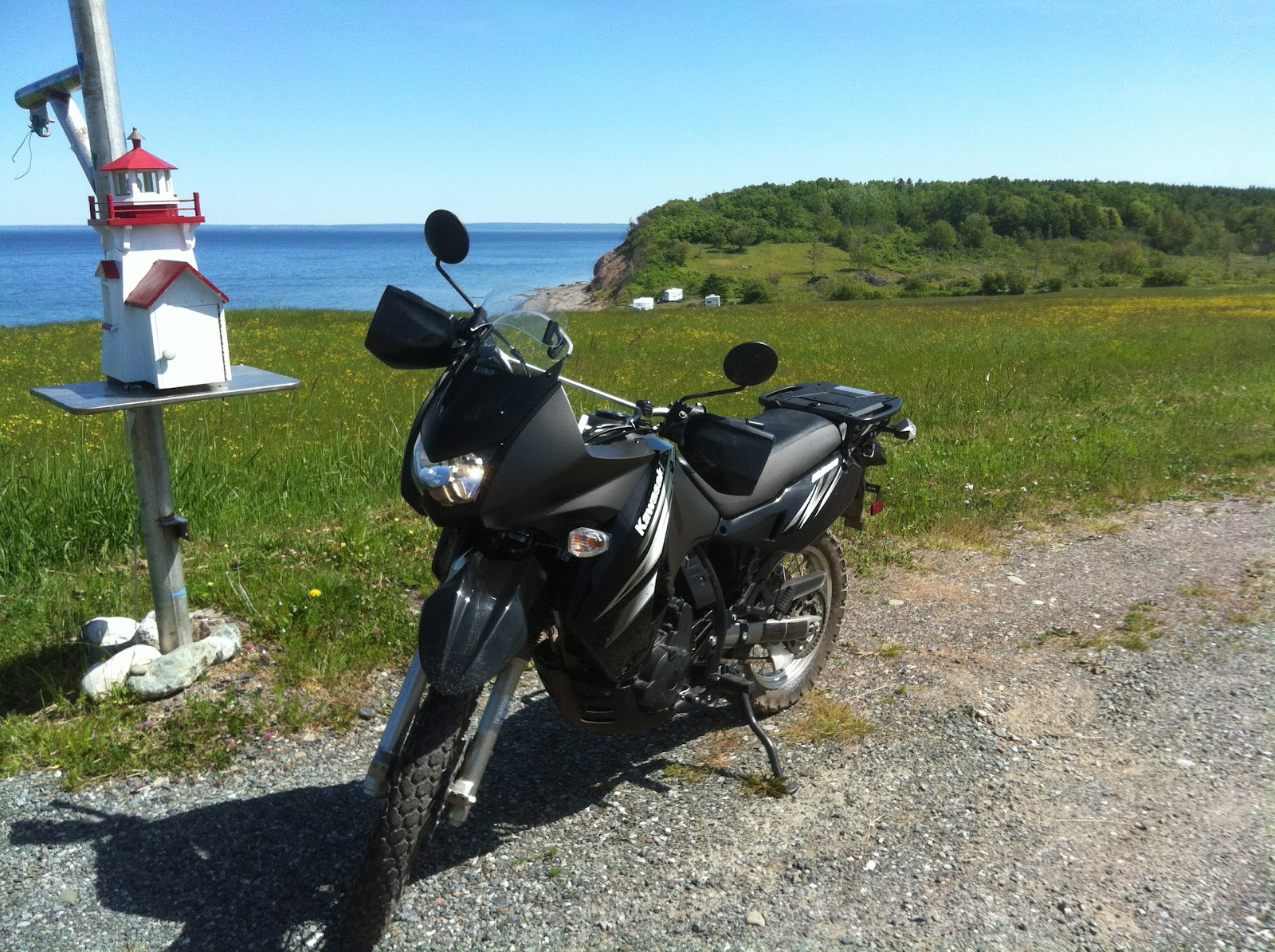 KLR 650 Adventure and Review: Mini Trail / MRA Vario Windscreen