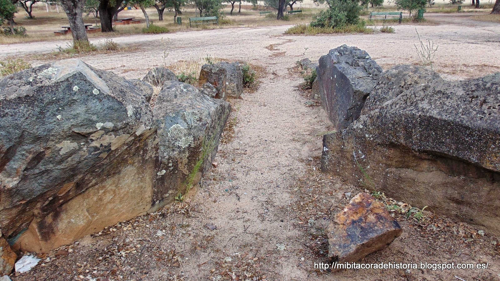 Mi Bitacora De Historia: Dolmen de Carmonita