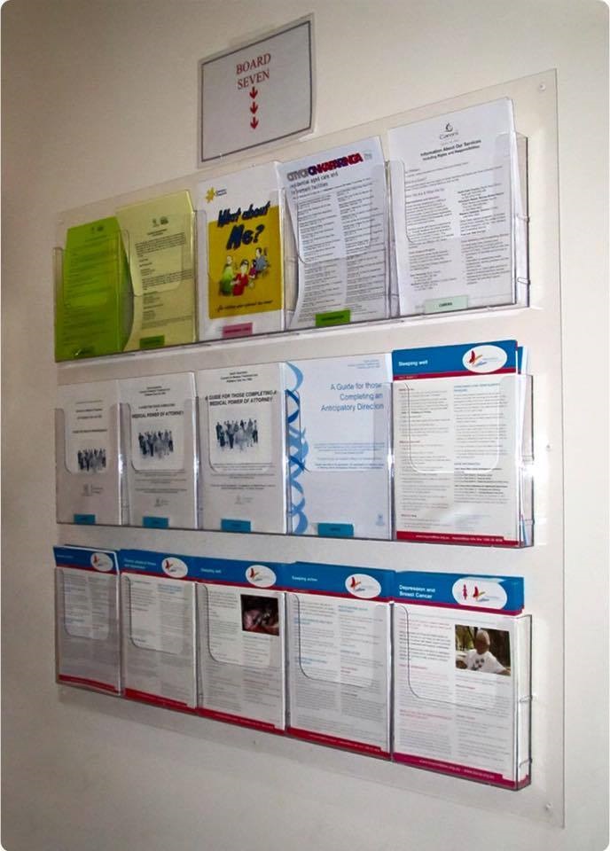 Reka Bentuk Acrylic: Wall Mount Poster Holder/Frame