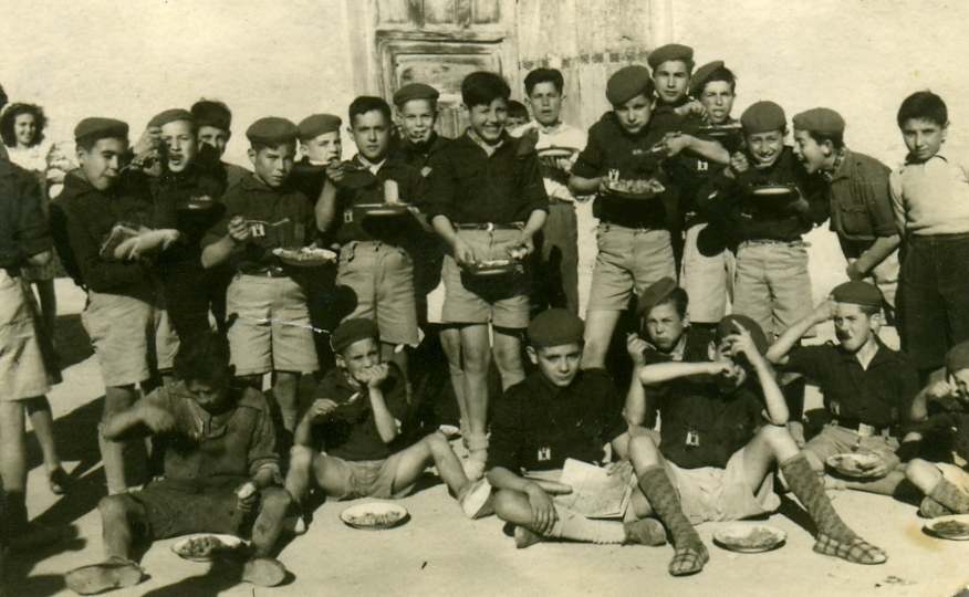 Los "flechas" falangistas.Spain