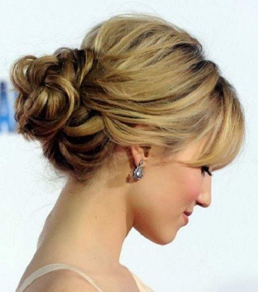 √ 37 Model Rambut Wisuda untuk Rambut Pendek yang Cantik dan Energik ...