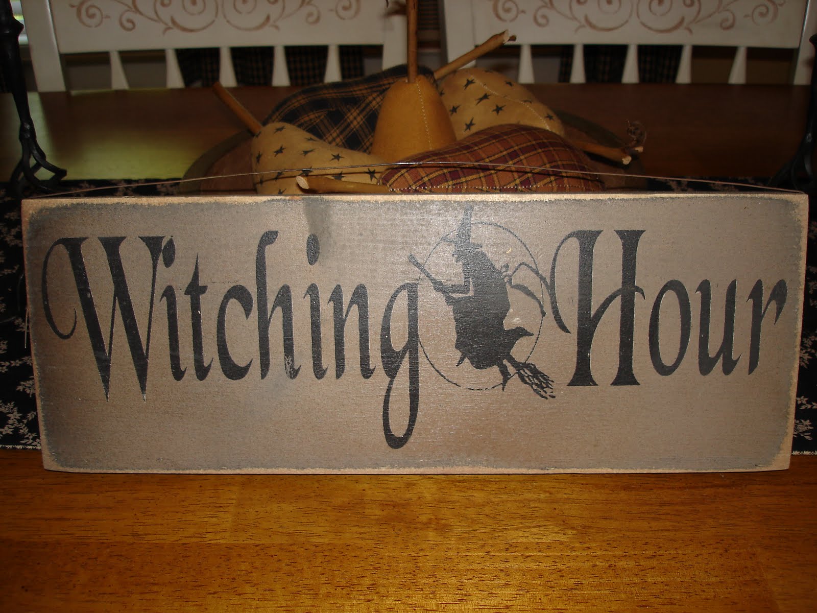 Crow Hollow Primitives: Wall Decor & Signs