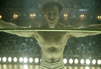WILD ABOUT HARRY: First pic of Guy Pearce as Houdini