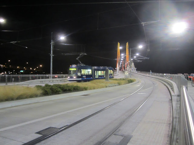 American Currents: More Adventures of a Portland Streetcar customer ...