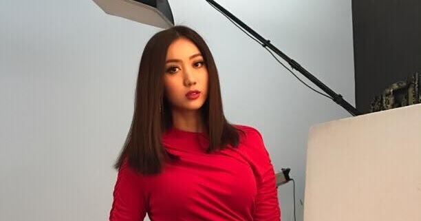 Super Model Lu Lu Aung TVC Photoshoot Behind The Scenes