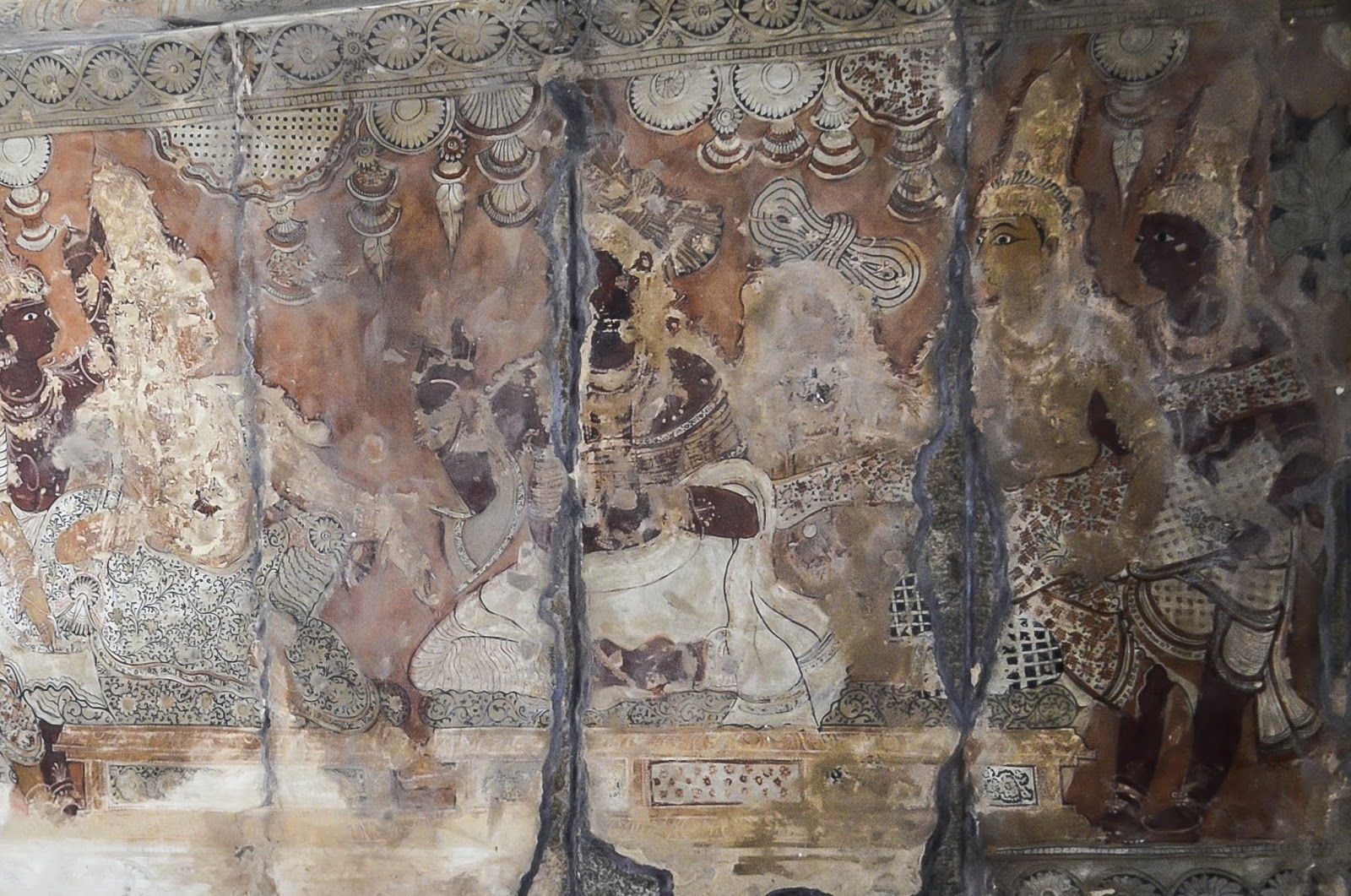 Manu Needhi Cholan Story in the Murals of Lepakshi, Veerabhadra Temple ...