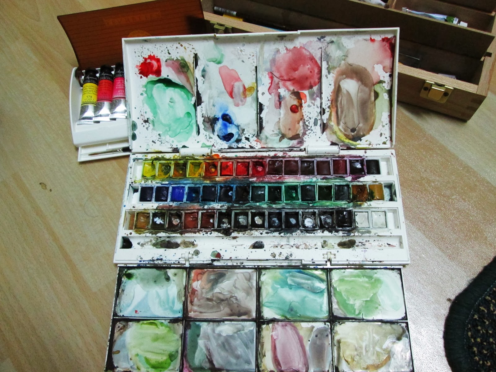 azmannor: Jenama cat air (watercolor) yang saya gunakan