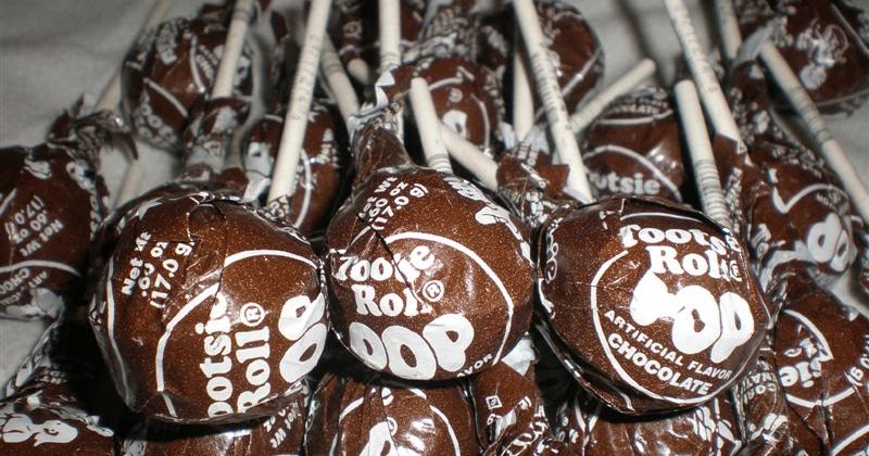 Dying for Chocolate: CHOCOLATE TOOTSIE ROLL POPS: National Lollipop Day