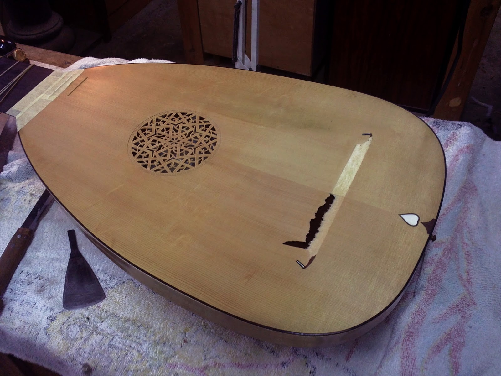 Francisco Hervás Luthier - Violero: Restauración de la tapa armónica de ...