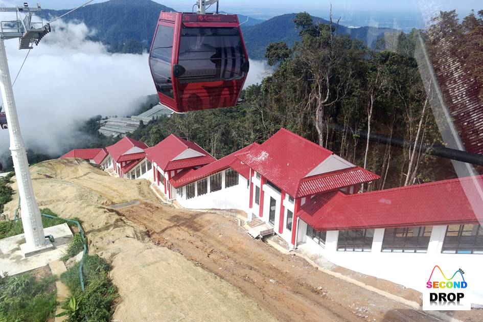 Second Drop Attractions: The NEW Awana Skyway @ Genting Highlands