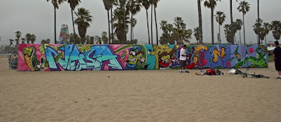 'URBAN LEGENDS' PUBLIC ART FROM AROUND THE WORLD: URBAN LEGENDS MURAL ...