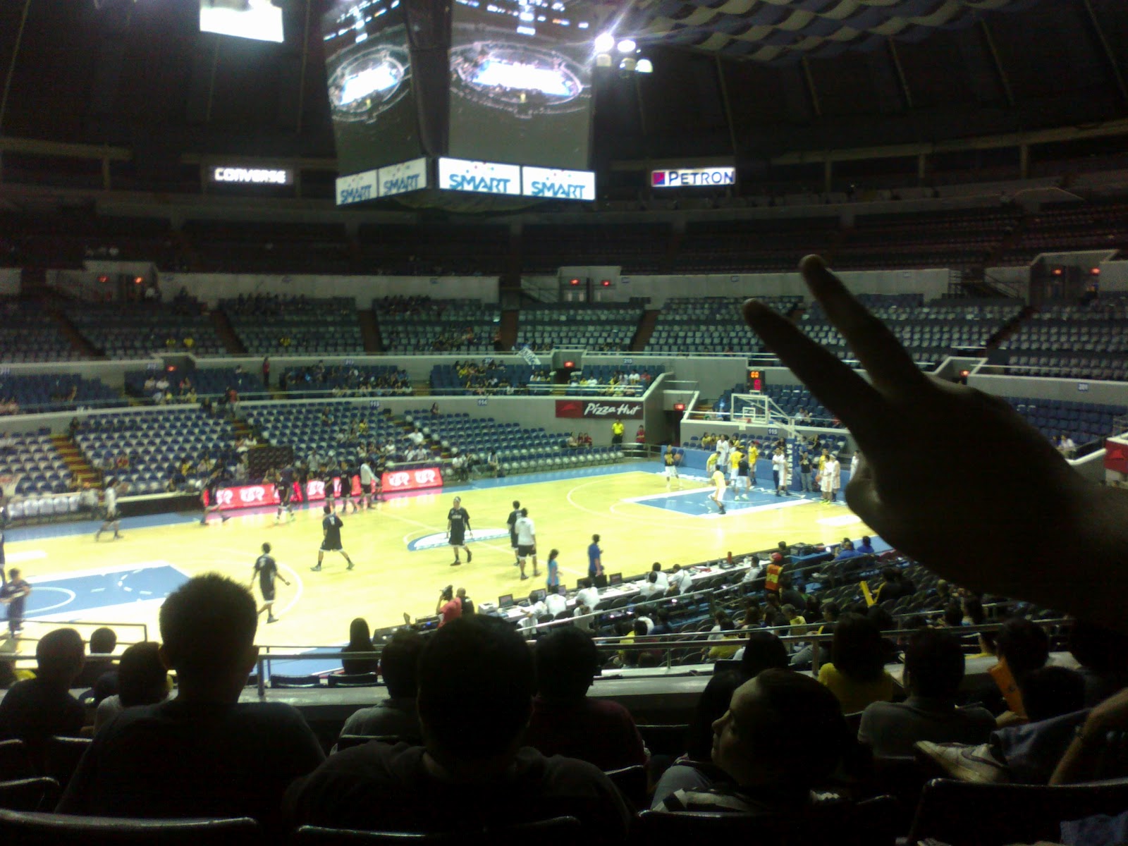 Let's talk about --->: Go Uste!