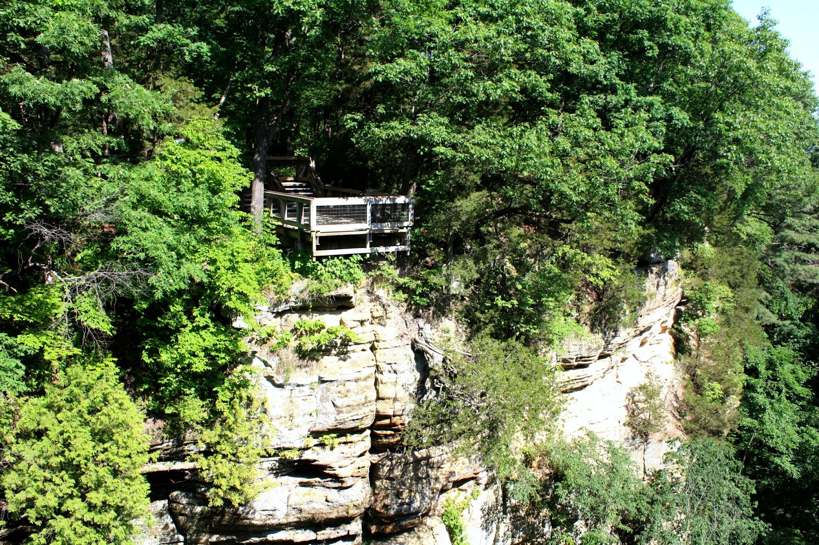 A Little Time and a Keyboard: Family Hike at Starved Rock