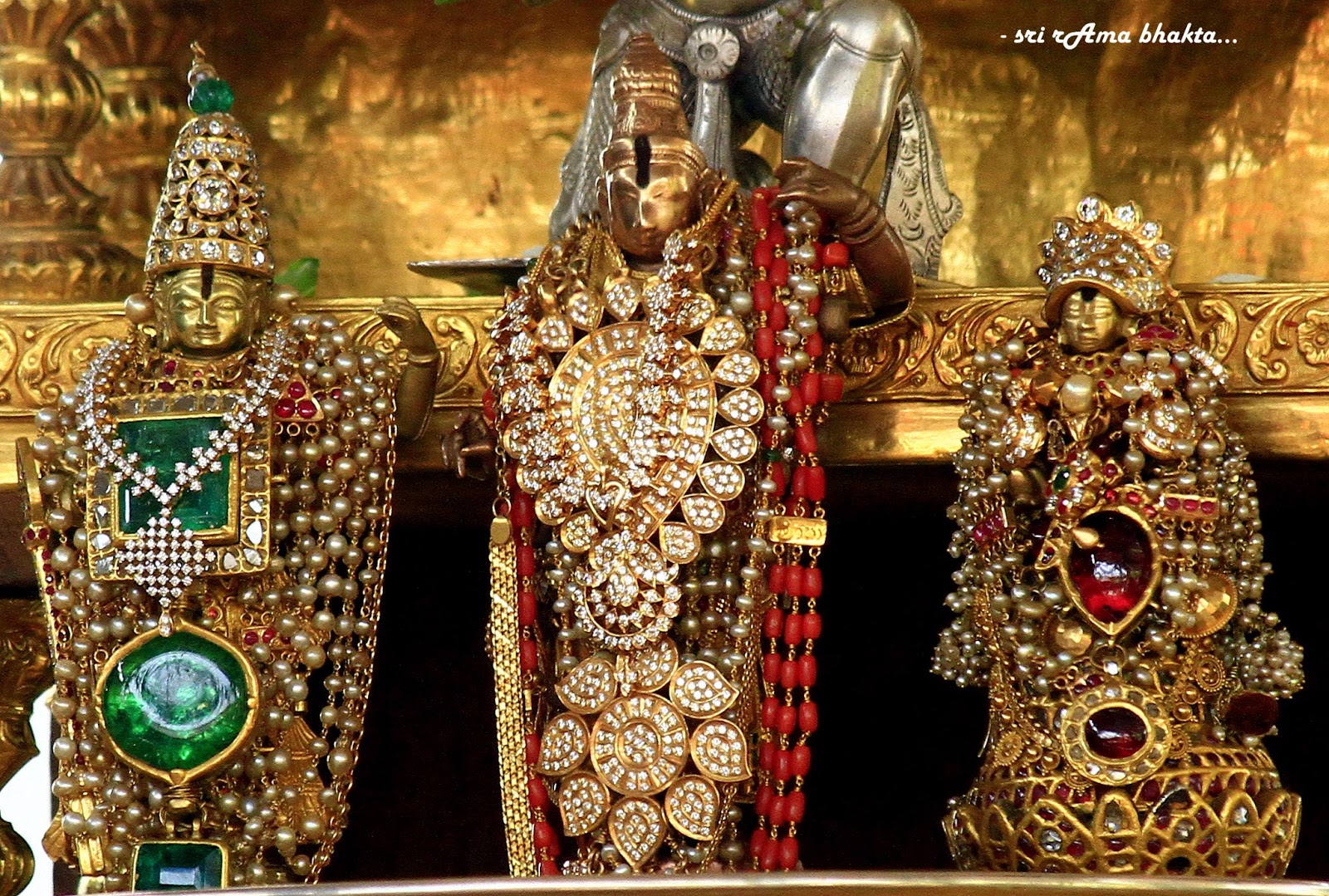 Tattvavaada Philosophy: Madhwa MaThas