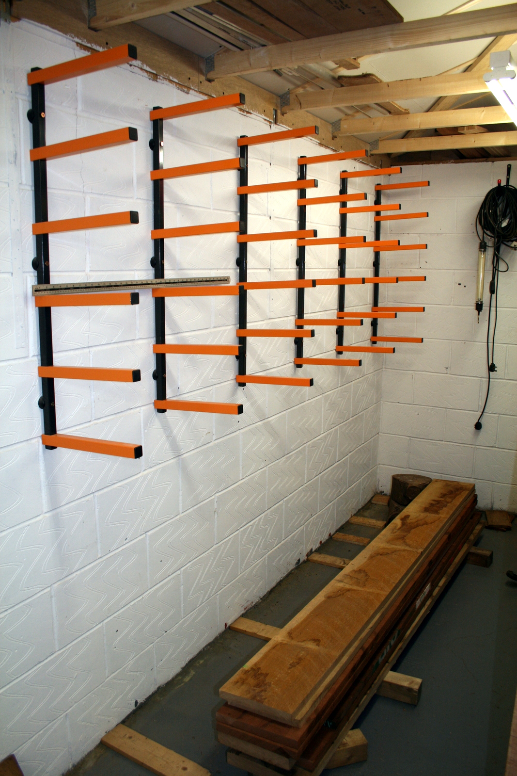 TMc Woodworks: Pesky wood racks