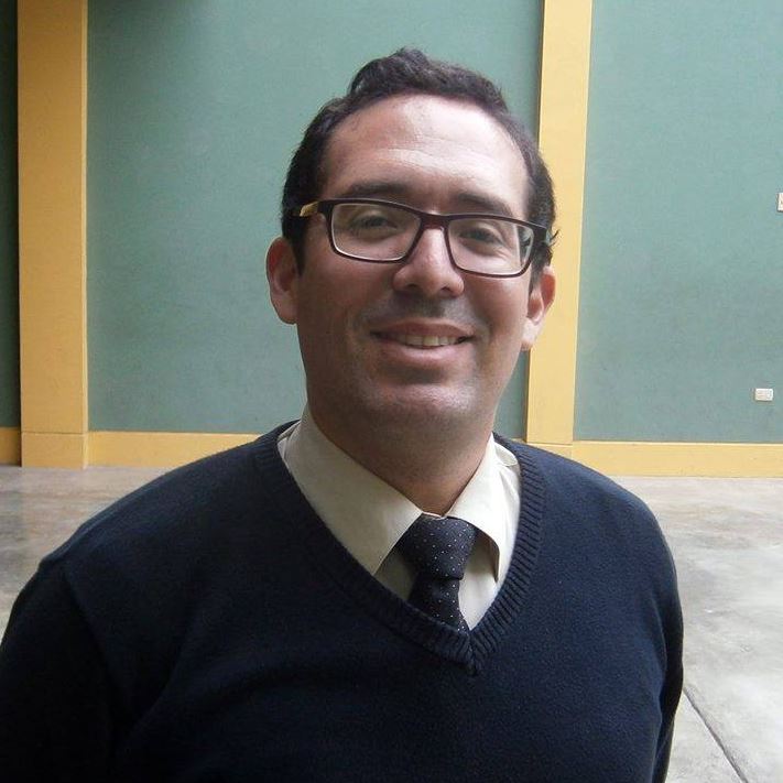 Entrevista CON SERGIO VELARDE