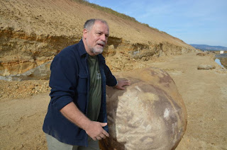 sfatuitoarea: Mircea Chelaru - Pietrele au început să vorbească