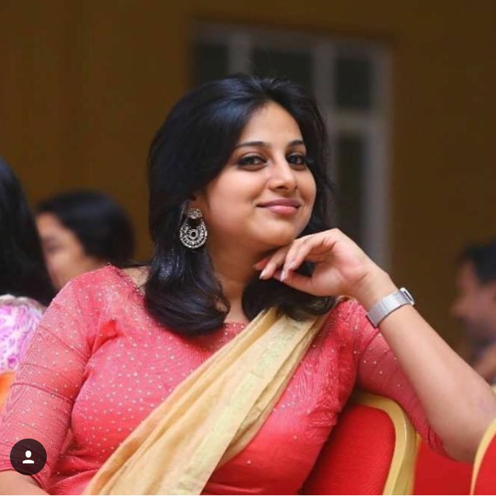 Anna reshma rajan hot, beautiful, traditional pics, images, photos ...