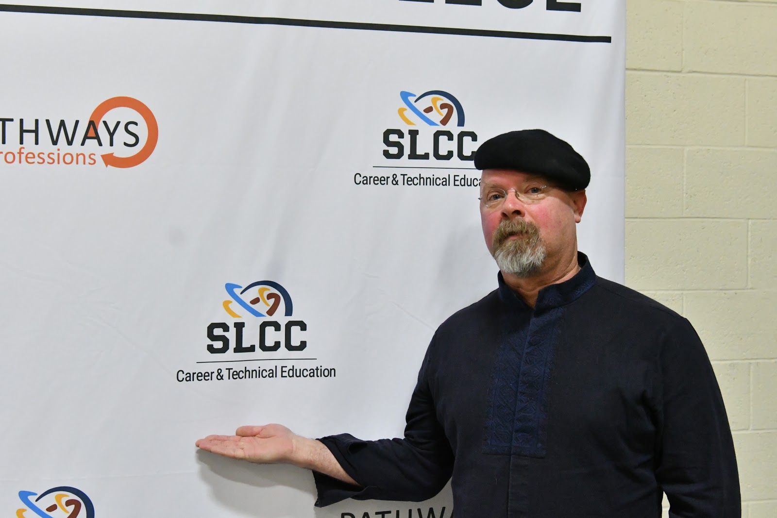 MythBusters Host Jamie Hyneman Advises Local High School Students