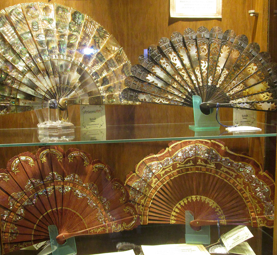 Ronda: The Fan Dance – Moving with Mitchell