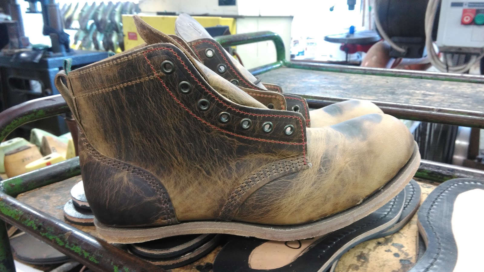 Bespoke Shoes Unlaced : Derbyshire greats - Claytons tannery and ...