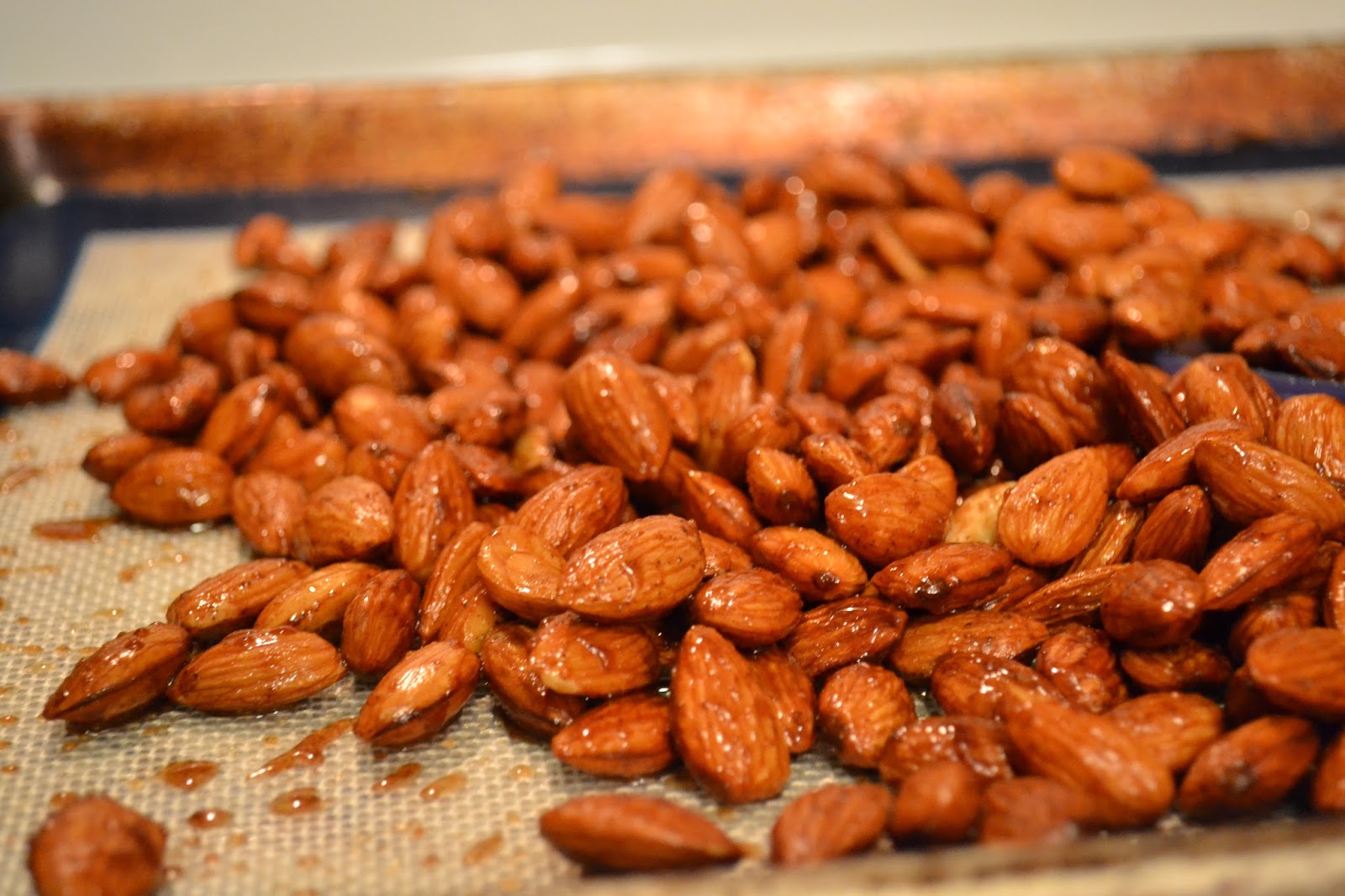 #handcraftededibles ~ Honey Roasted Almonds