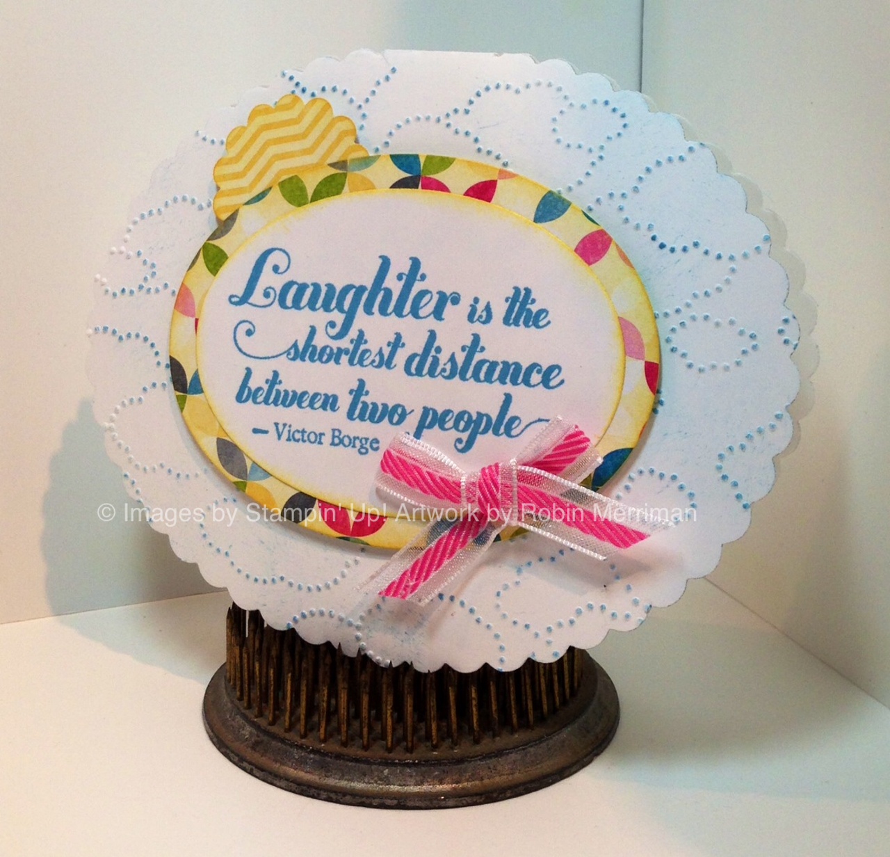 Trinity Designs: Awesome Ovals - Shaped Card