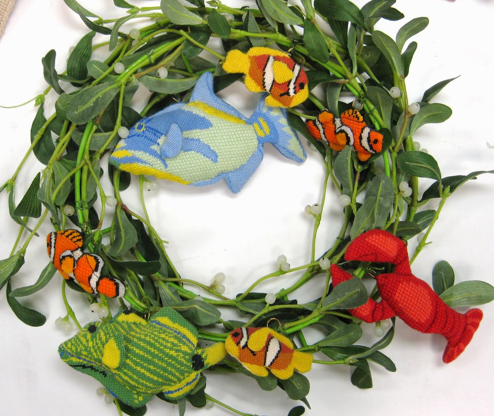 Needle Nicely: Fish wreath