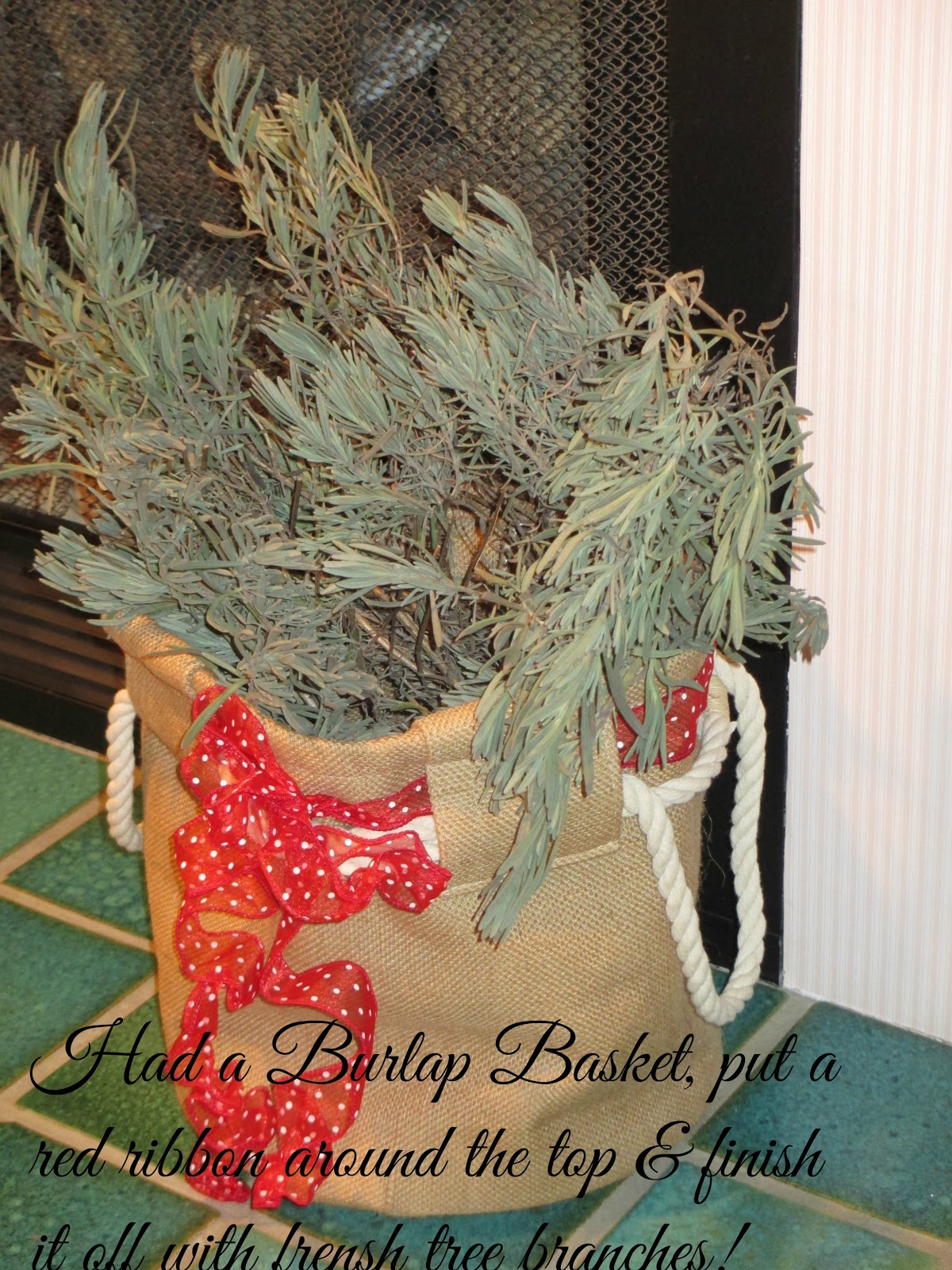 Casual Elegance by Beverly Girolomo : Christmas Burlap project from ...