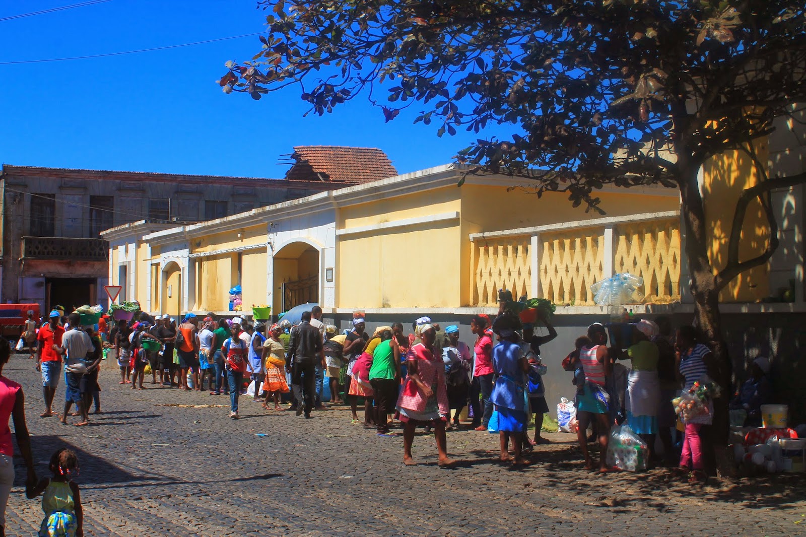 Santa Catarina tem... : Feiras de Assomada