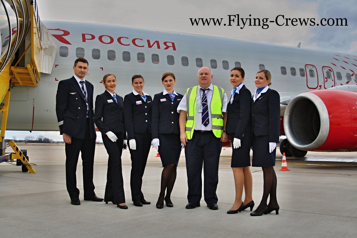 Pilot for Airbus A320 Vietnam Airlines A320 First Officers