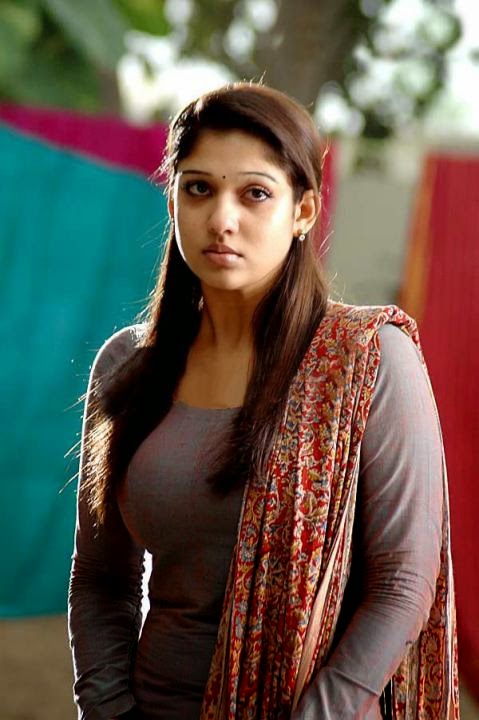 Actress Stills: Nayanthara Cute Photographs
