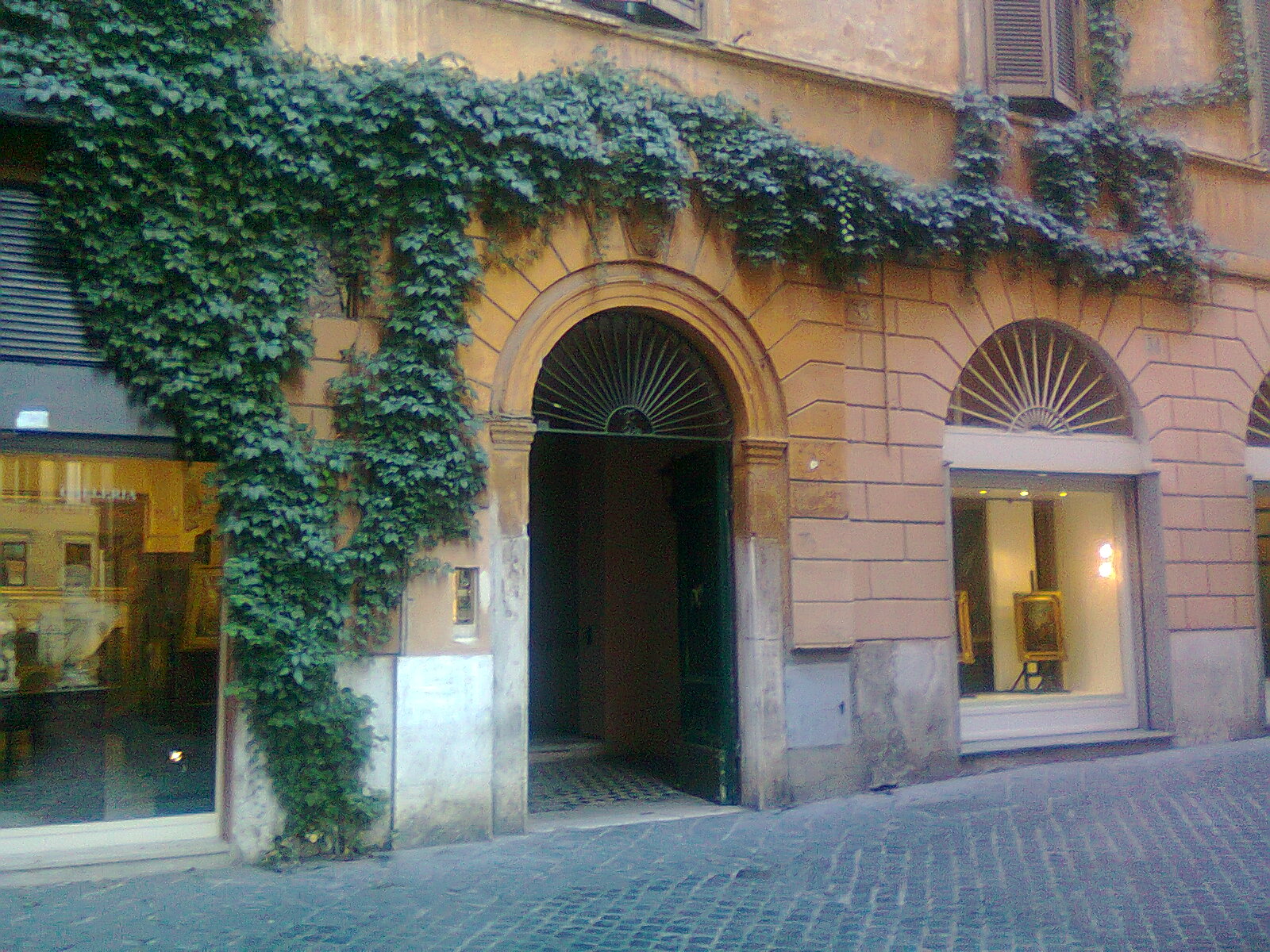 In bici per Roma: Una delle strade più affascinanti di Roma come non l ...