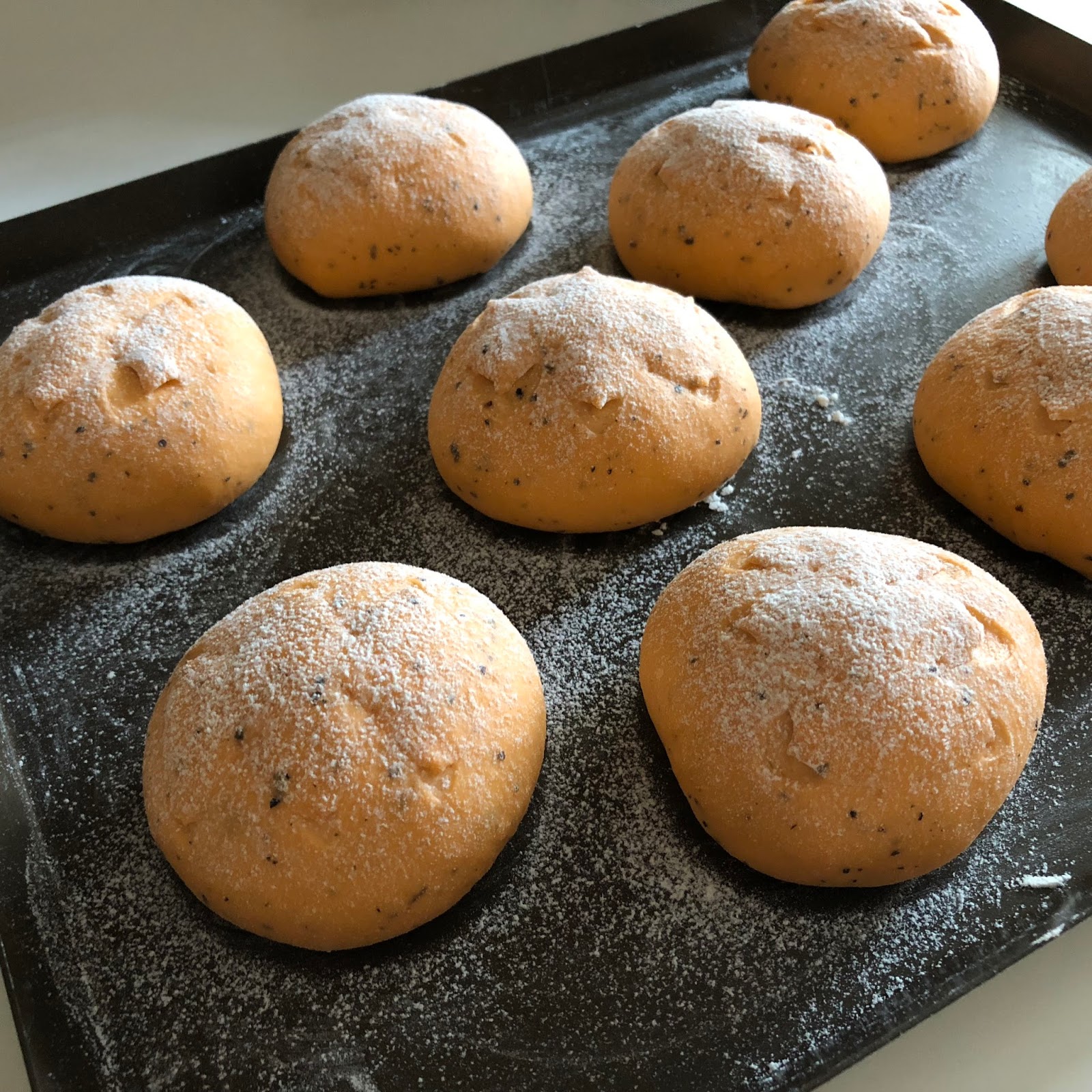 My Mind Patch: Thai Milk Tea Bun with Ermine Cream