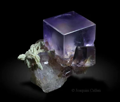 Fluorite - Fluorite Different Colors With Photos - Geology In