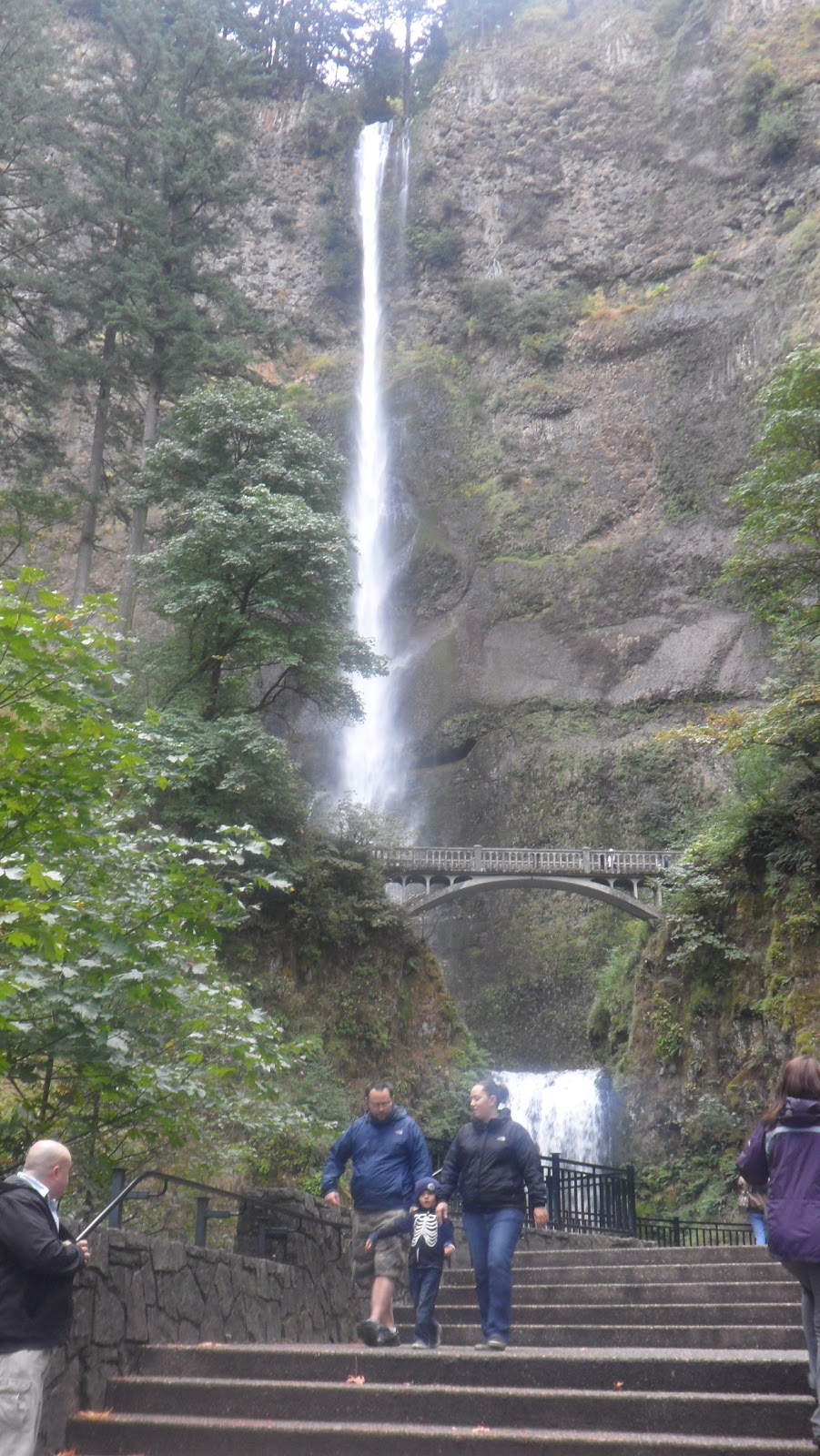 Gingerbread Girl's Quilting Adventures: Multnomah Falls