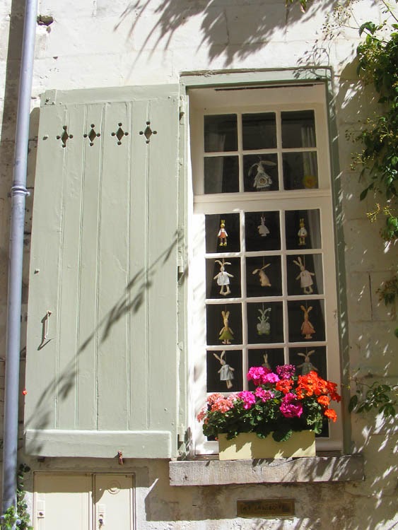 Days on the Claise: Rabbits in the Window