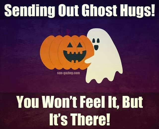 Theresa's Halloween Wonderland: Ghost Hug!