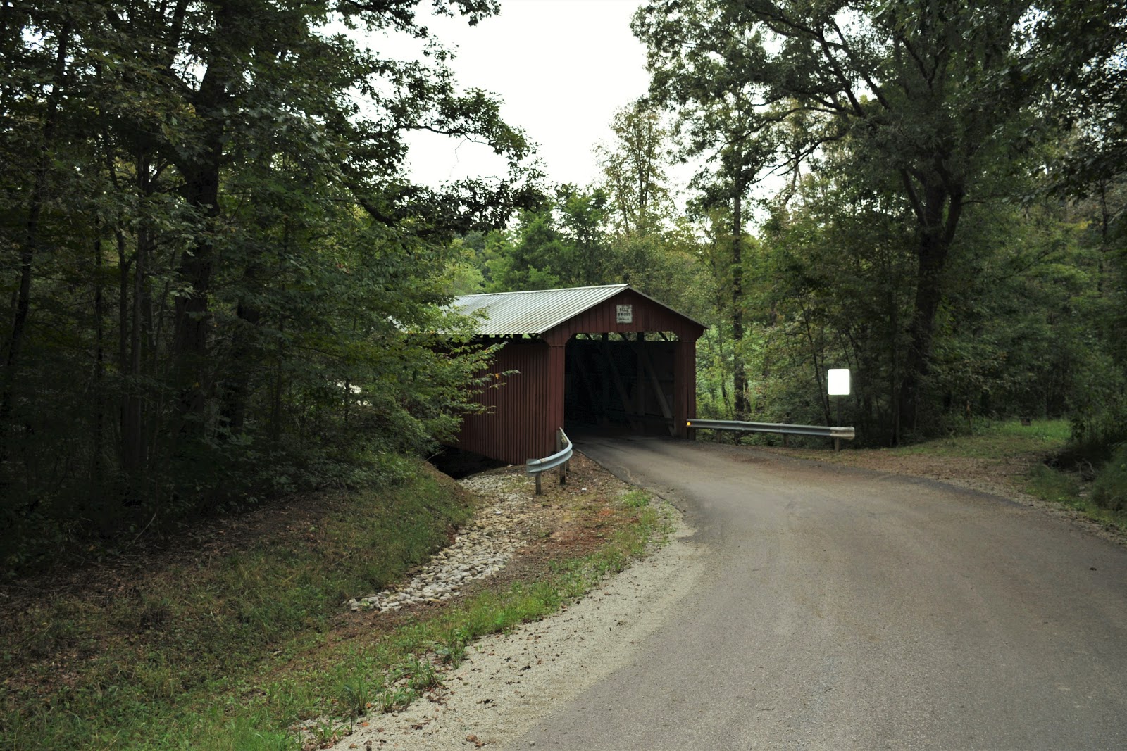 COVERED BRIDGES IN OHIO +: BELL COVERED BRIDGE - BARLOW, OHIO