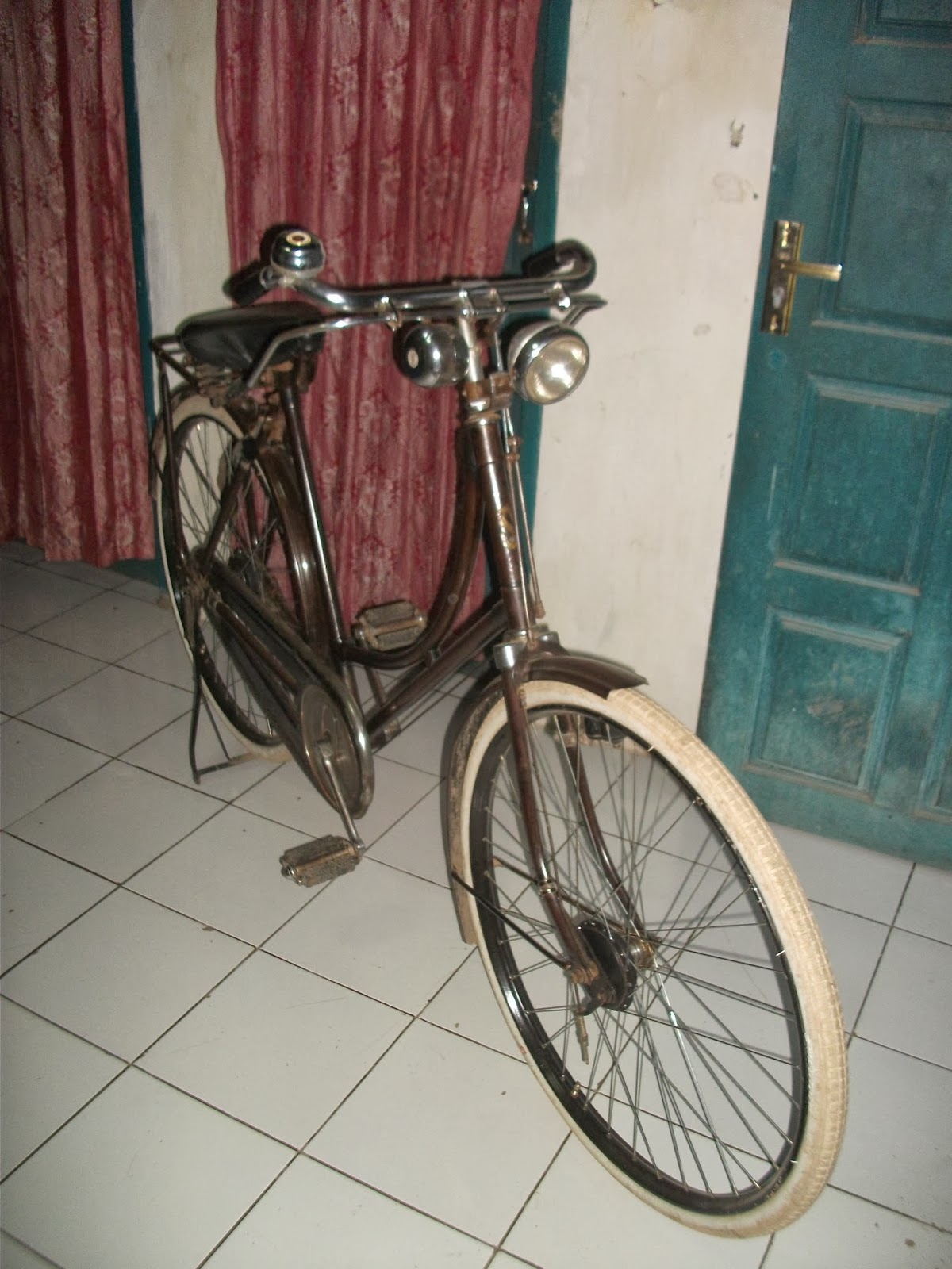 Sepeda Ontel Simplex Dames - Onthel kuno