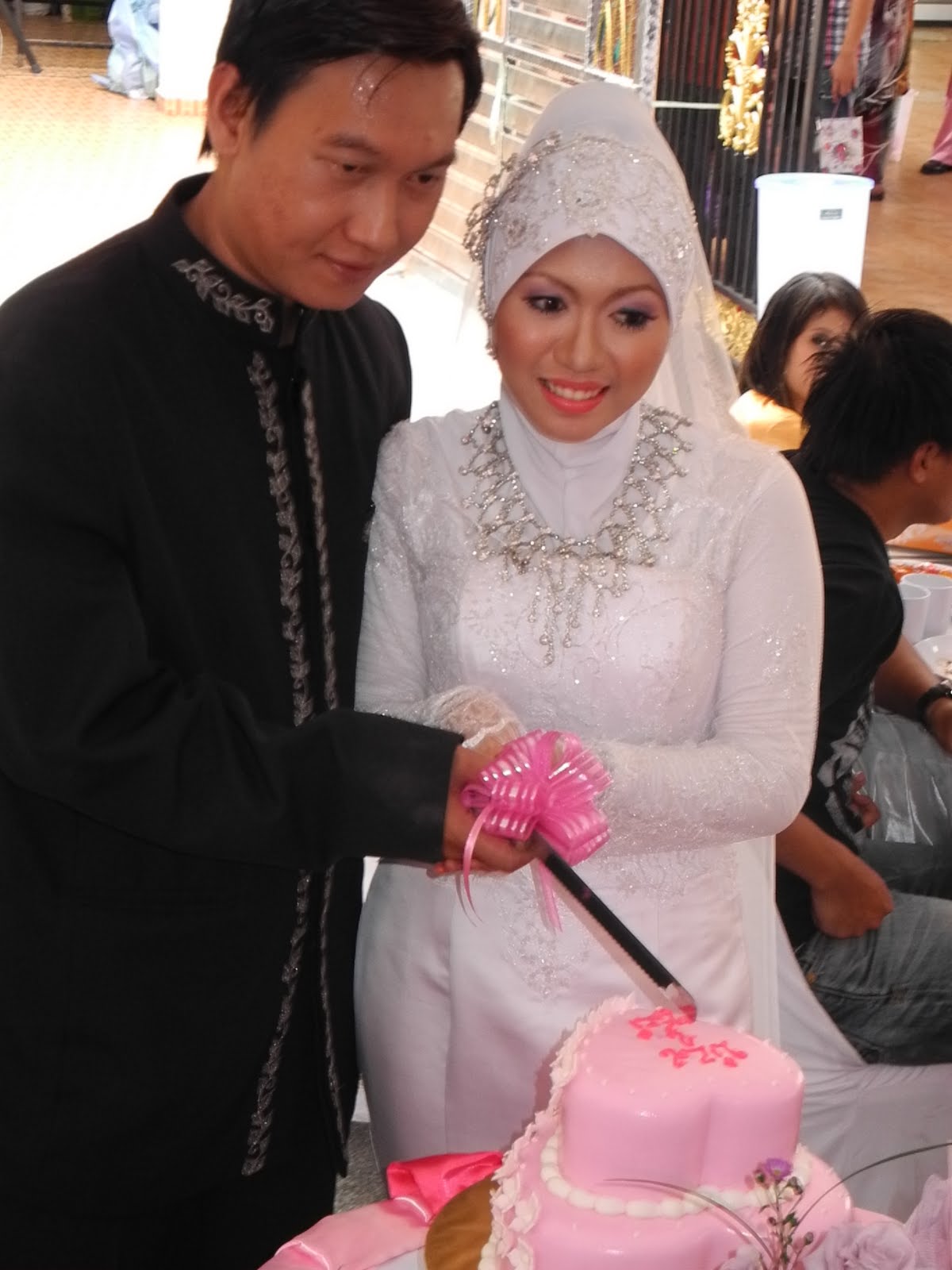 CircleInSpoon: Perjalanan Sebiji Kek Kahwin Secret Recipe