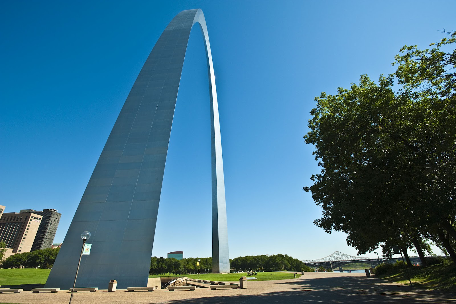 What I Saw: Eero's Arch