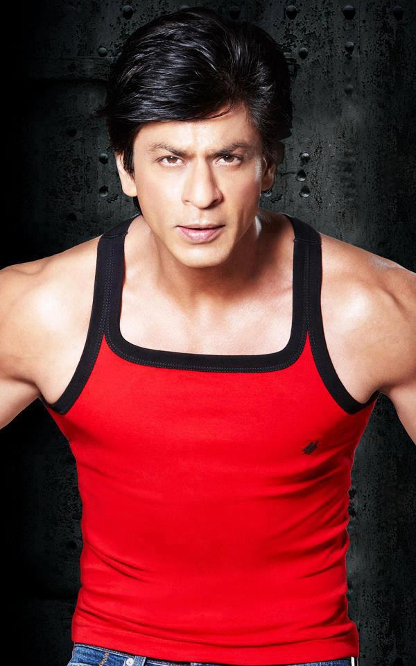Hot Body Shirtless Indian Bollywood Model & Actor: Shahrukh Khan