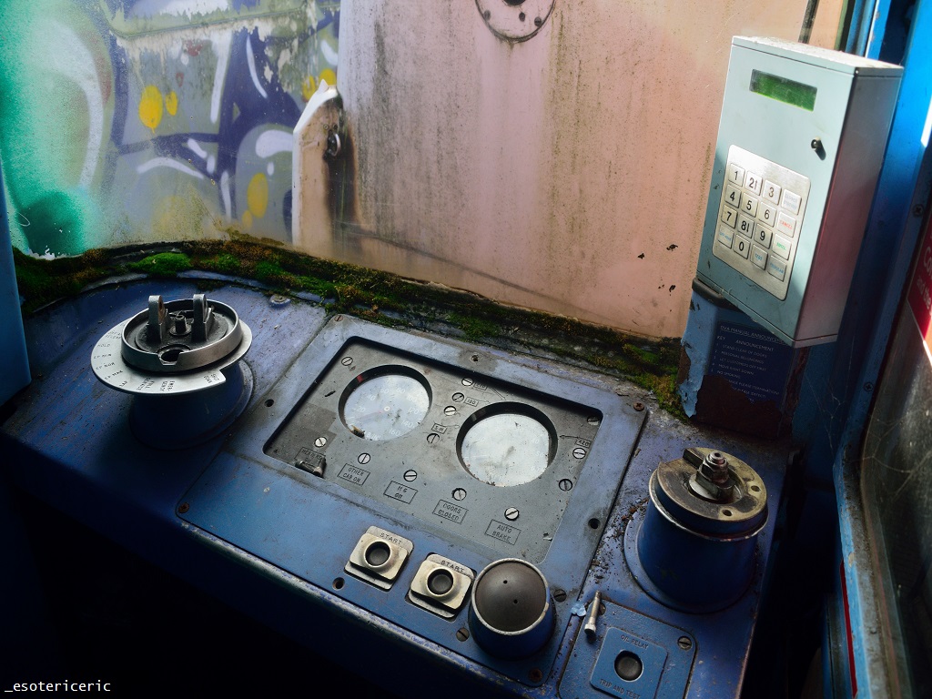 Esoteric Eric: In Accordance with Ordinance : London Underground ...