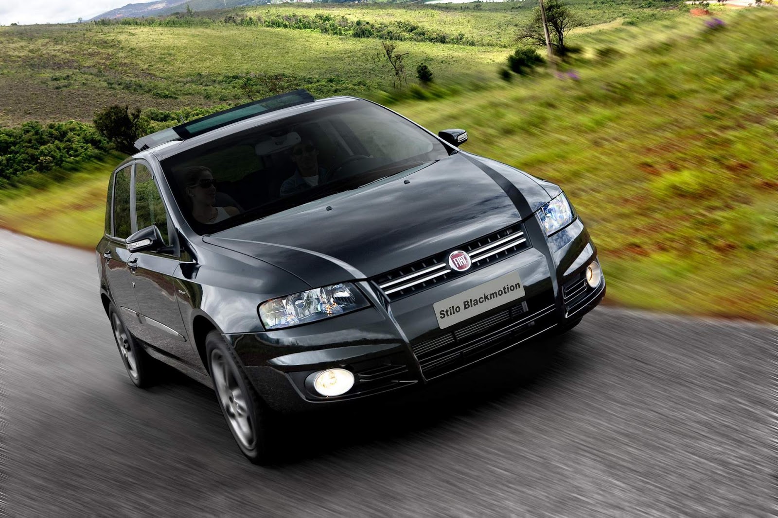 Fiat Stilo 2010 Black Motion: fotos, preço e detalhes