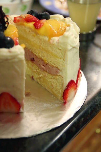 Spring Fruits Asian Cream Cake | Vondelicious!